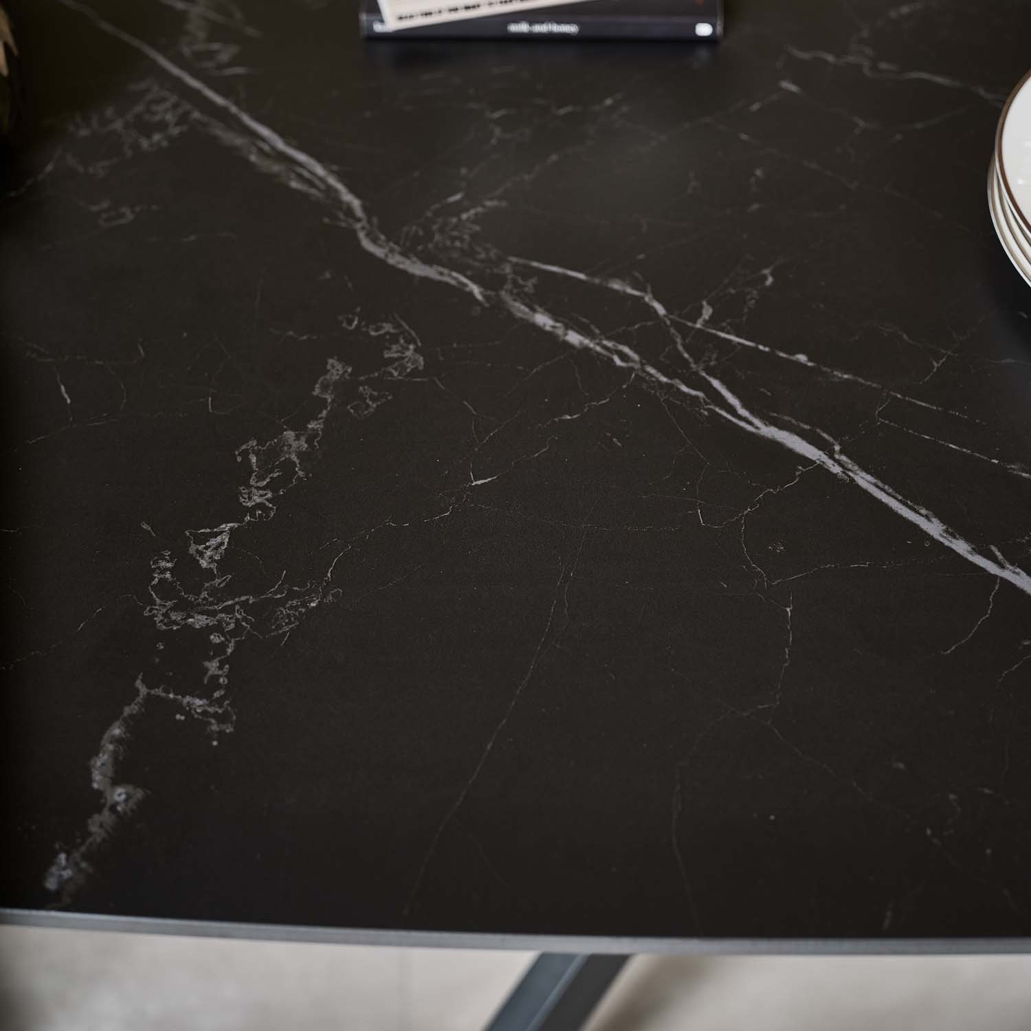 Woods Toscana Motion Table 140-200cm - Black - Woods Furniture