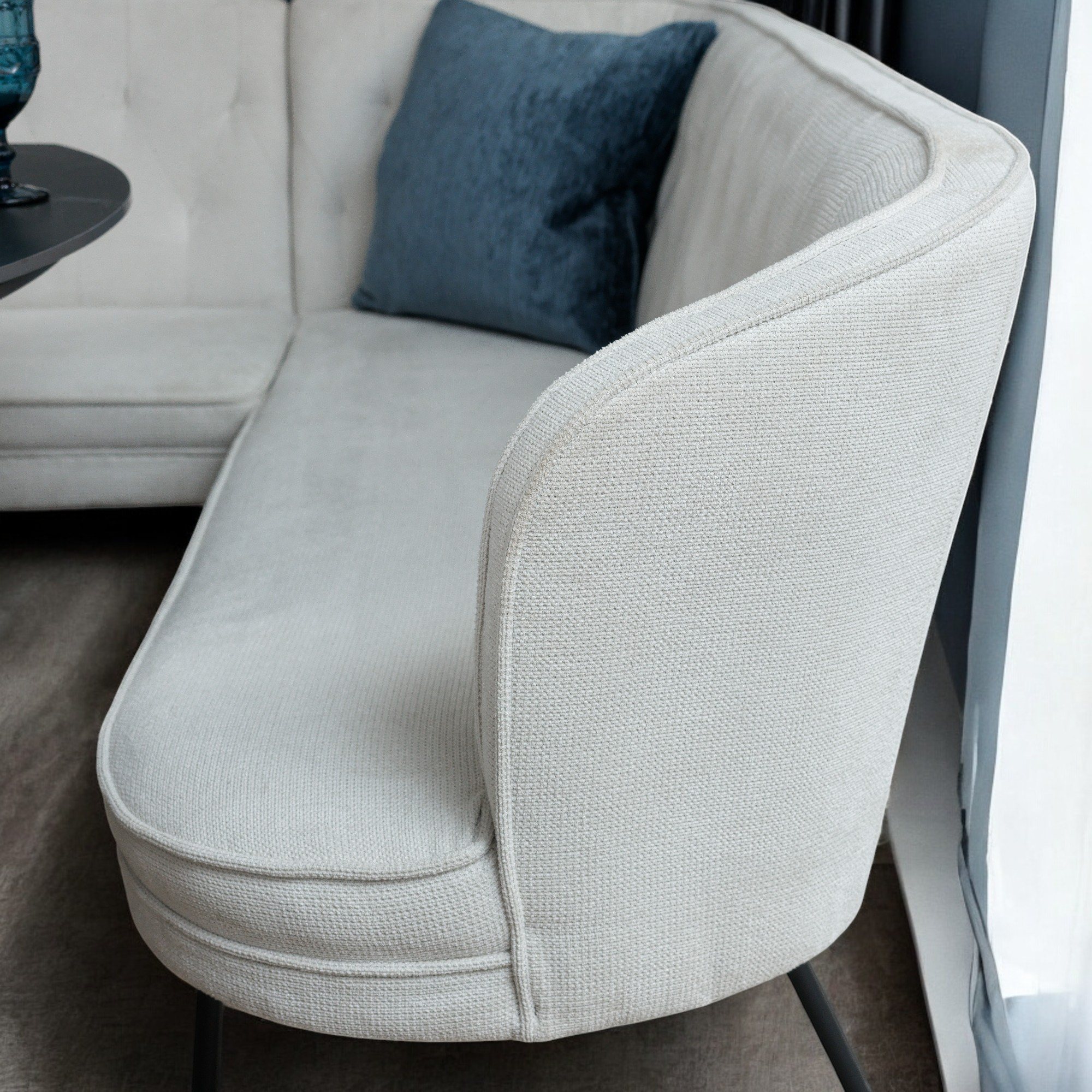 Woods Toscana Motion Table Black with LHF Frampton Corner Bench and Low ...